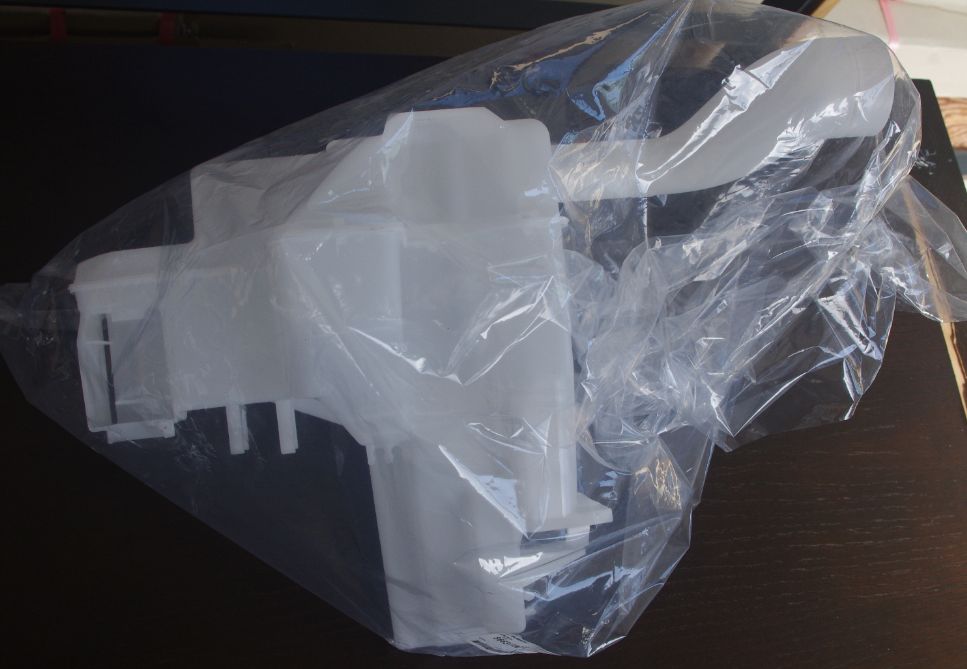 Subaru 86631 TANK, WASHER FRONT | JDM Japanparts.com | VA/VM